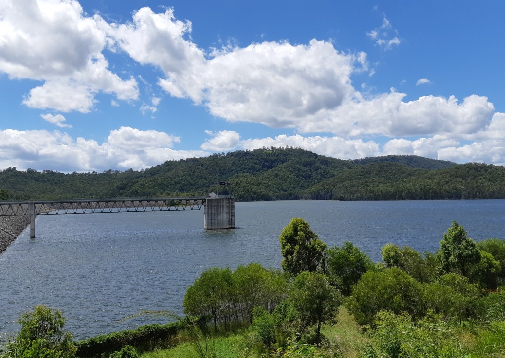 Day Trip To The Hinze Dam